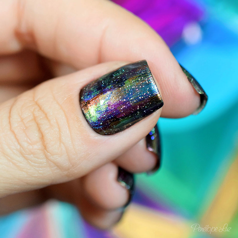Nail Art Multichrome – Penélope Luz
